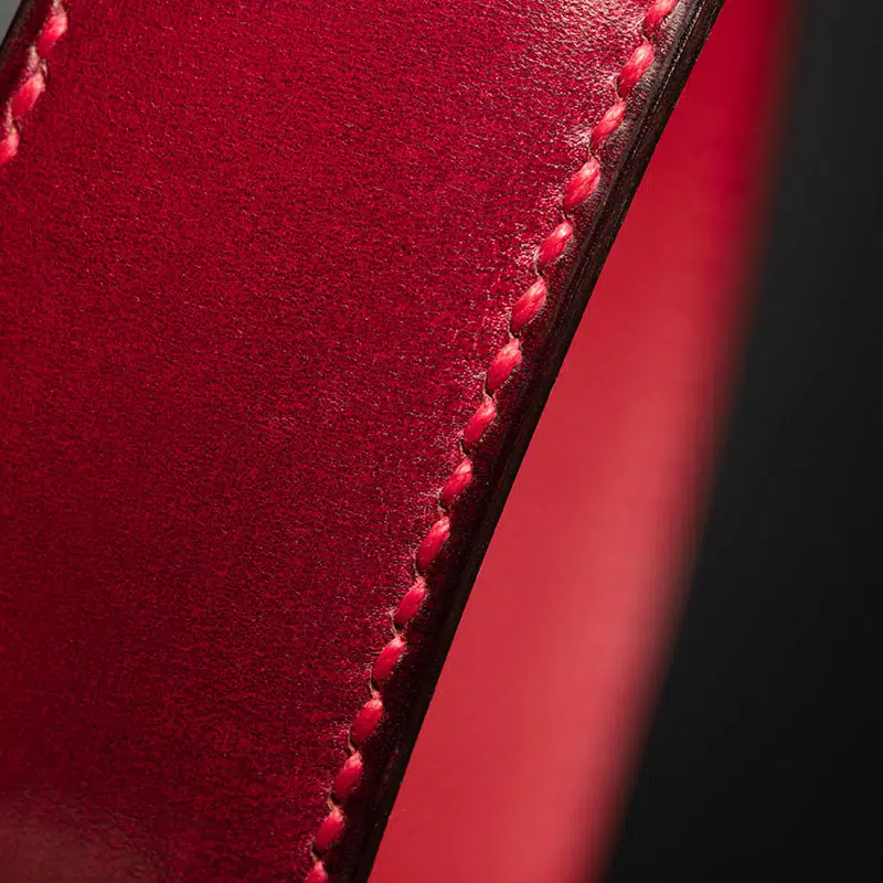 Patined red carmin vegetable calf belt - Luxury custom-made belts