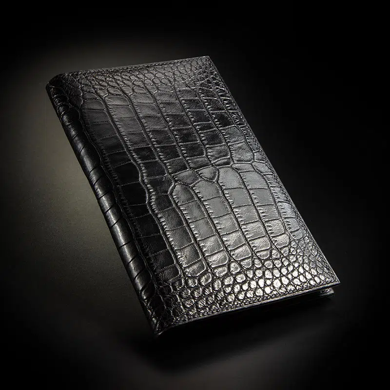 Matte black alligator wallet - Luxury leathergoods